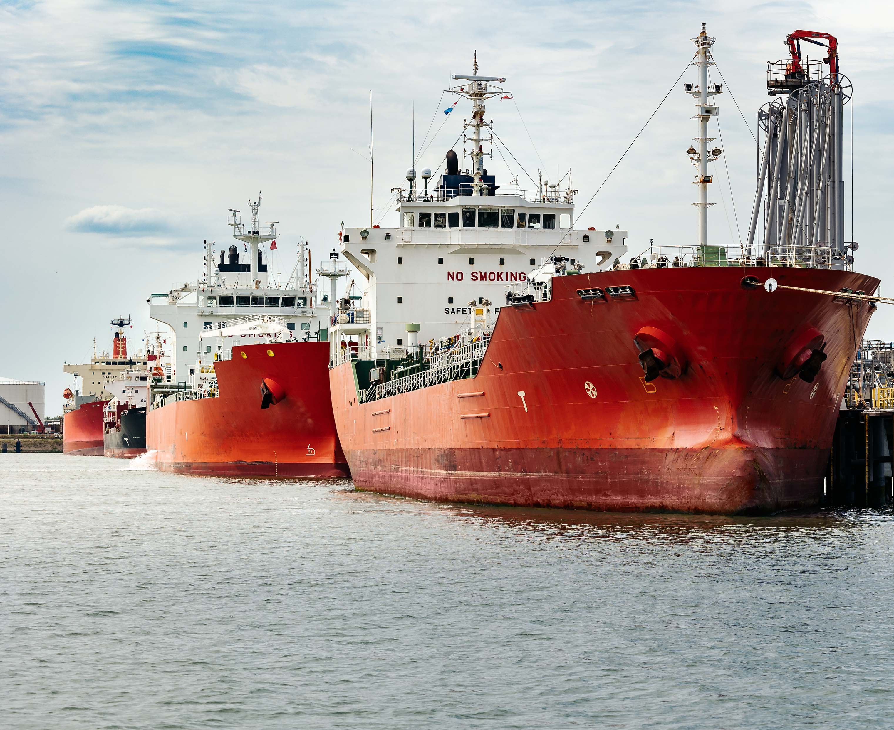 Optimize shipping with UAB-Online's solutions